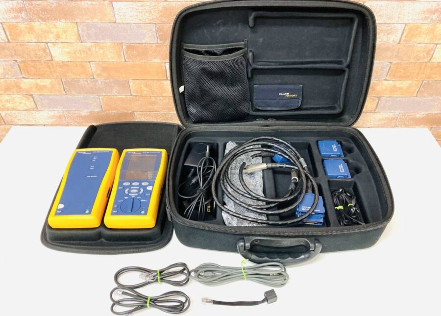 FLUKE ケーブルアナライザー DTX-1800を埼玉県から宅配買取しました。 | 高く買いますWEST